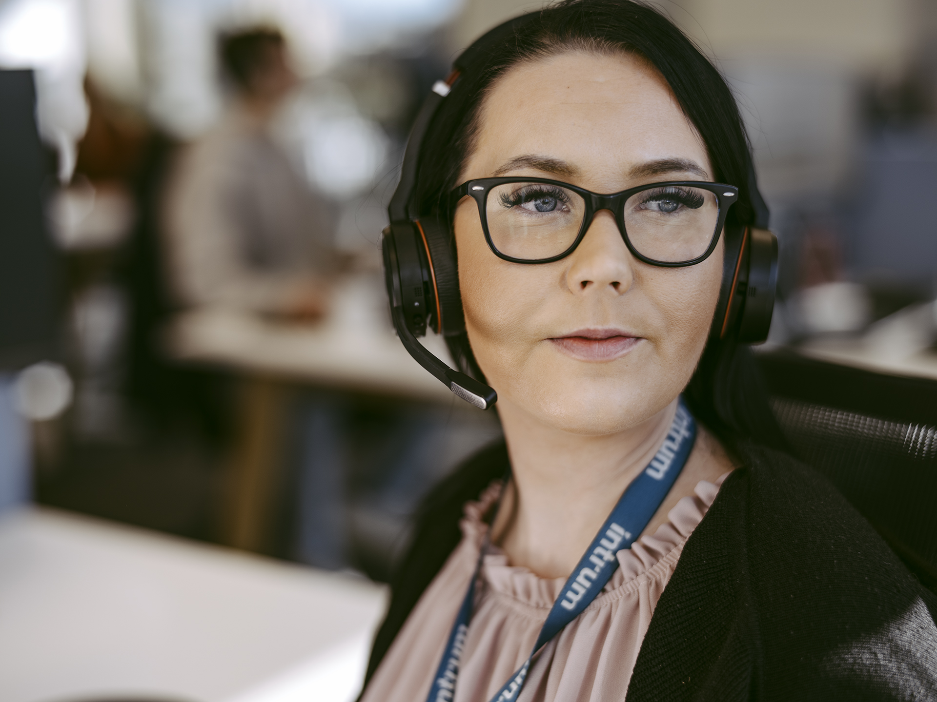 Neem contact met ons op | Intrum België